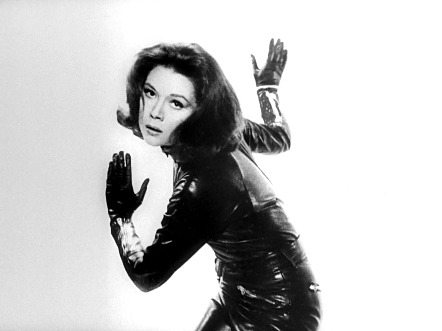 Les 60 ans d’Emma Peel - Chapeau melon et bottes de cuir